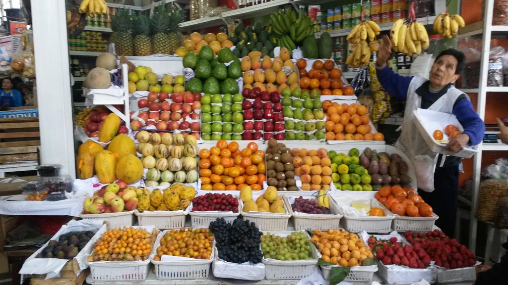 : Del #Perú sus frutas:mercado de Surquillo