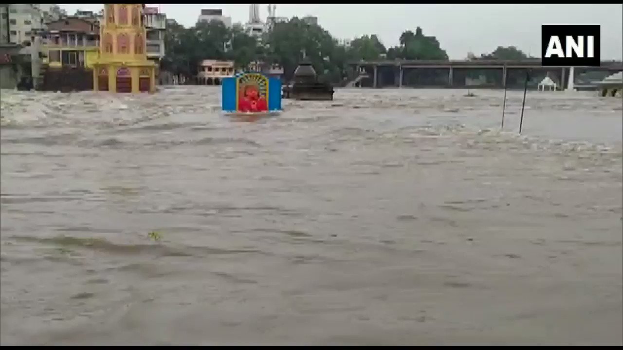 ANI on Twitter: "#WATCH | Godavari river in Nashik flows above danger mark, following heavy ...