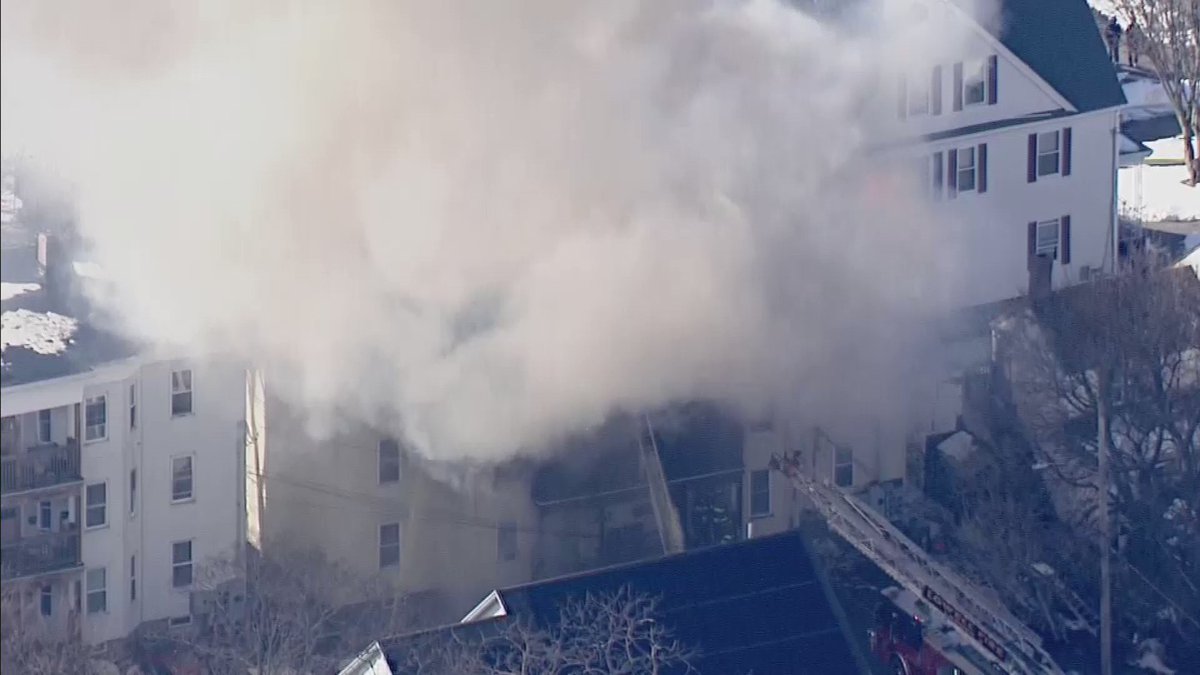 Wbz Cbs Boston News On Twitter Breaking Large Fire Burning On