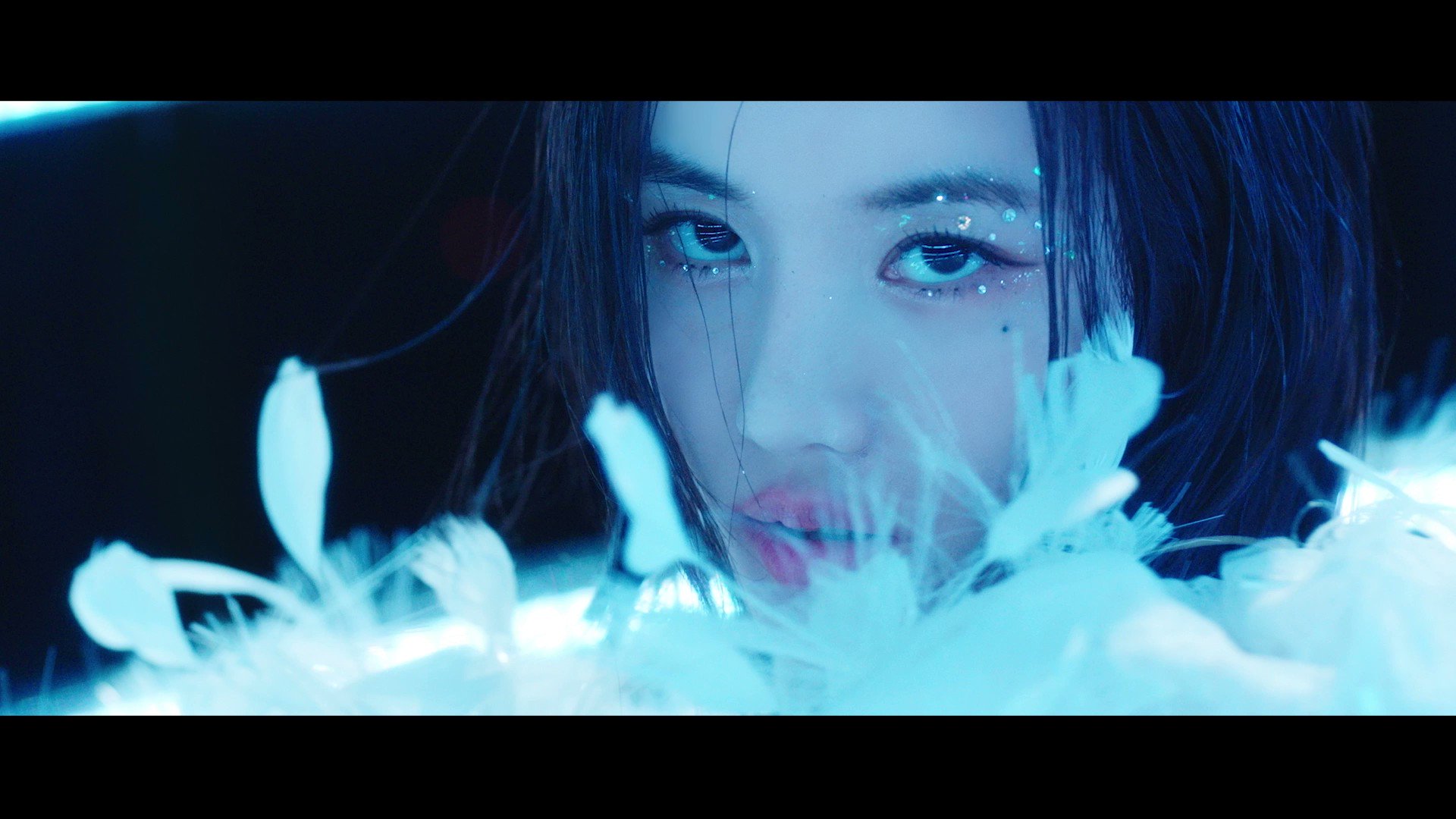 권은비 Kwon Eun Bi On Twitter Kwon Eun Bi Color 2nd Mini Album Glitch