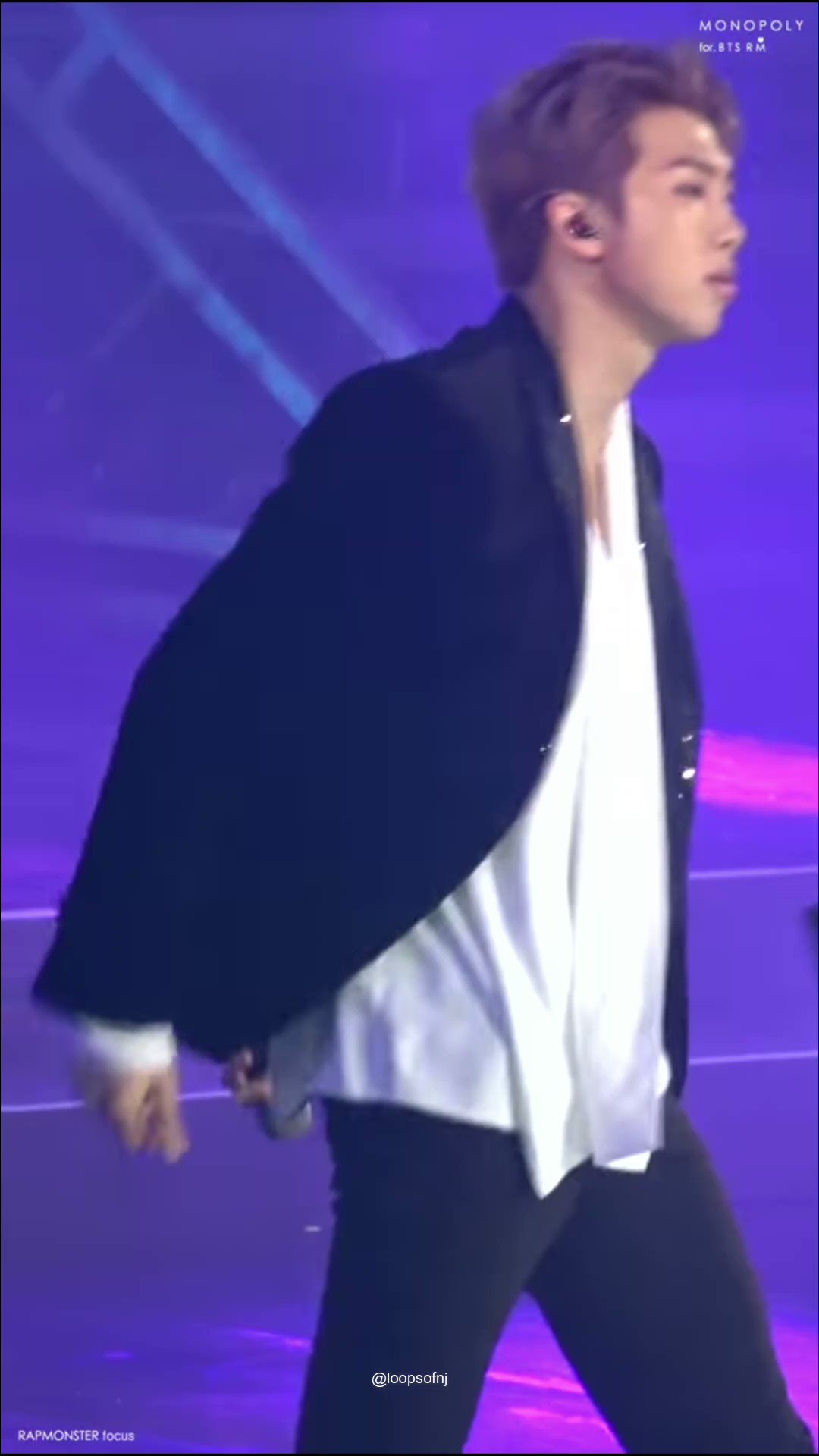 namjoon loops 💙 on Twitter: "Obsessed with this Save Me Namjoon fancam, his hands, his move, his ...