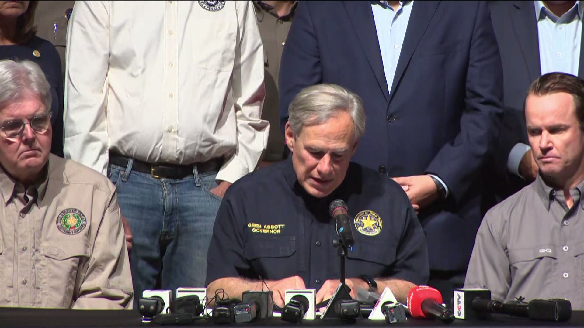 WFAA on Twitter: "#Breaking: Beto O'Rourke, who is running for governor, just confronted Gov ...