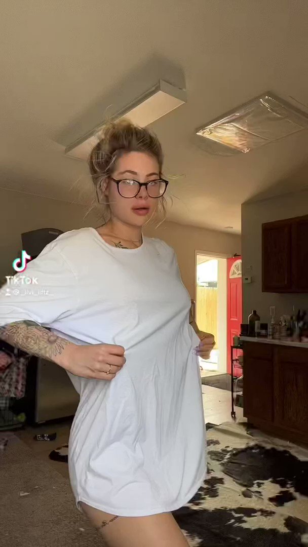 B A D D I E S On Twitter Rt Nudestiktoktl Damn Of Badharleybad