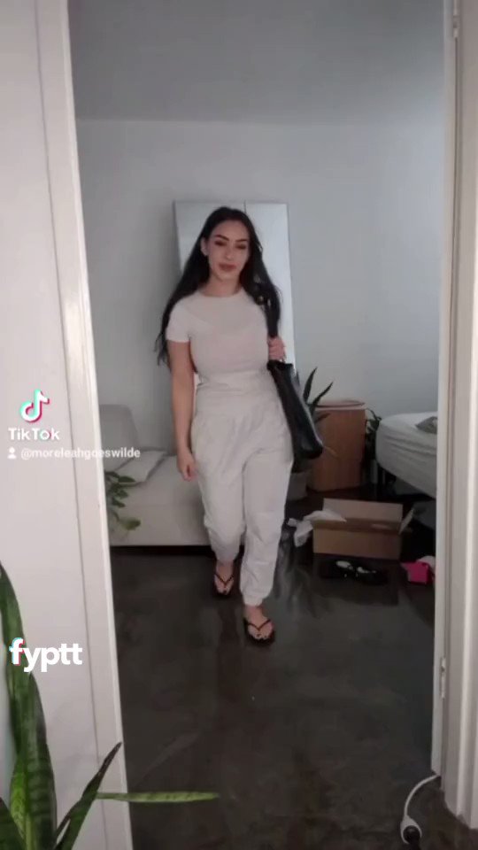 ᑕiᑎᕮᖇᗩᗰᗩ 🅗🅞🅣 🎬🔥 On Twitter Rt Nudetiktok11 ♨𝐌𝐚𝐭𝐮𝐫𝐞 𝐚𝐧𝐝 𝐲𝐨𝐮𝐧𝐠 𝐰𝐨𝐦𝐞𝐧
