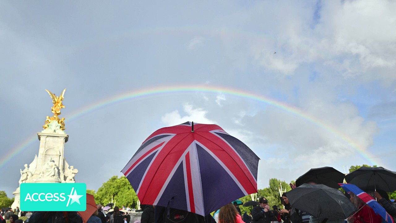 Access Hollywood On Twitter A Majestic Sendoff To Her Majesty 🌈 A