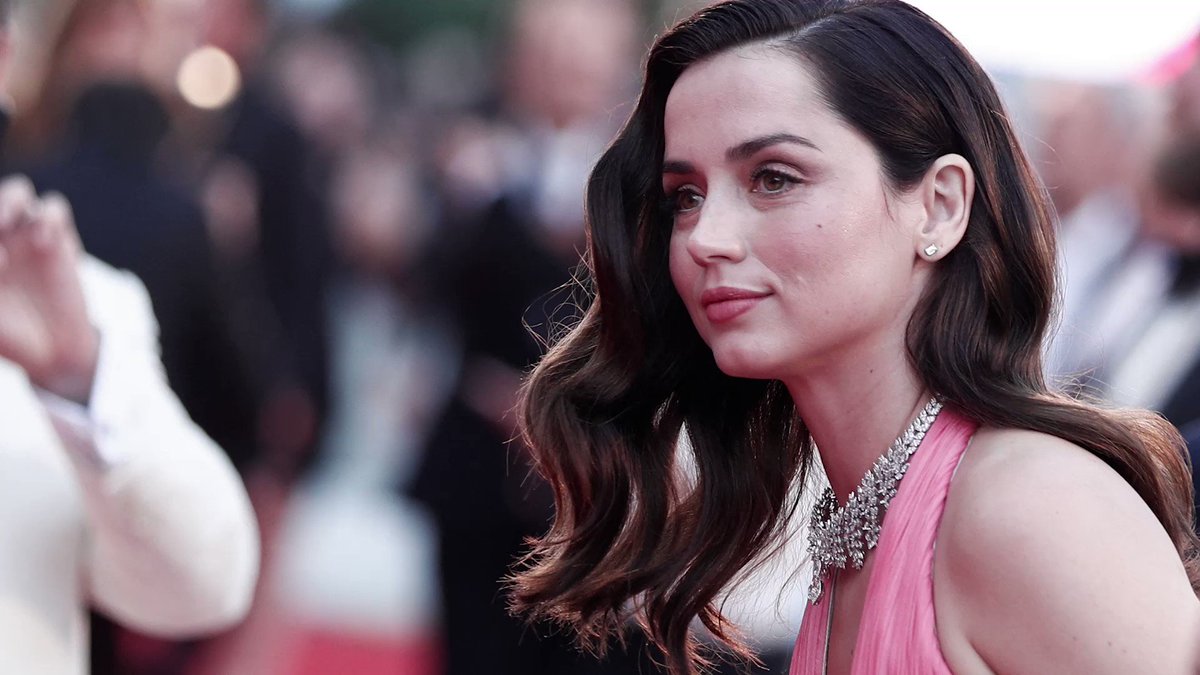 Reuters on Twitter: "📸 Here are some images captured by @reuterspictures of celebrities who ...