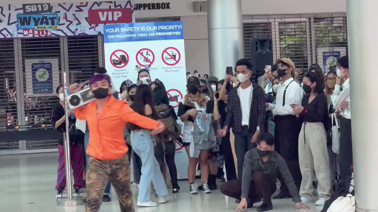 CNN Philippines on Twitter: ""A'TIN SHAKES ARANETA CITY" TRENDING: SB19 fans organize a flash ...