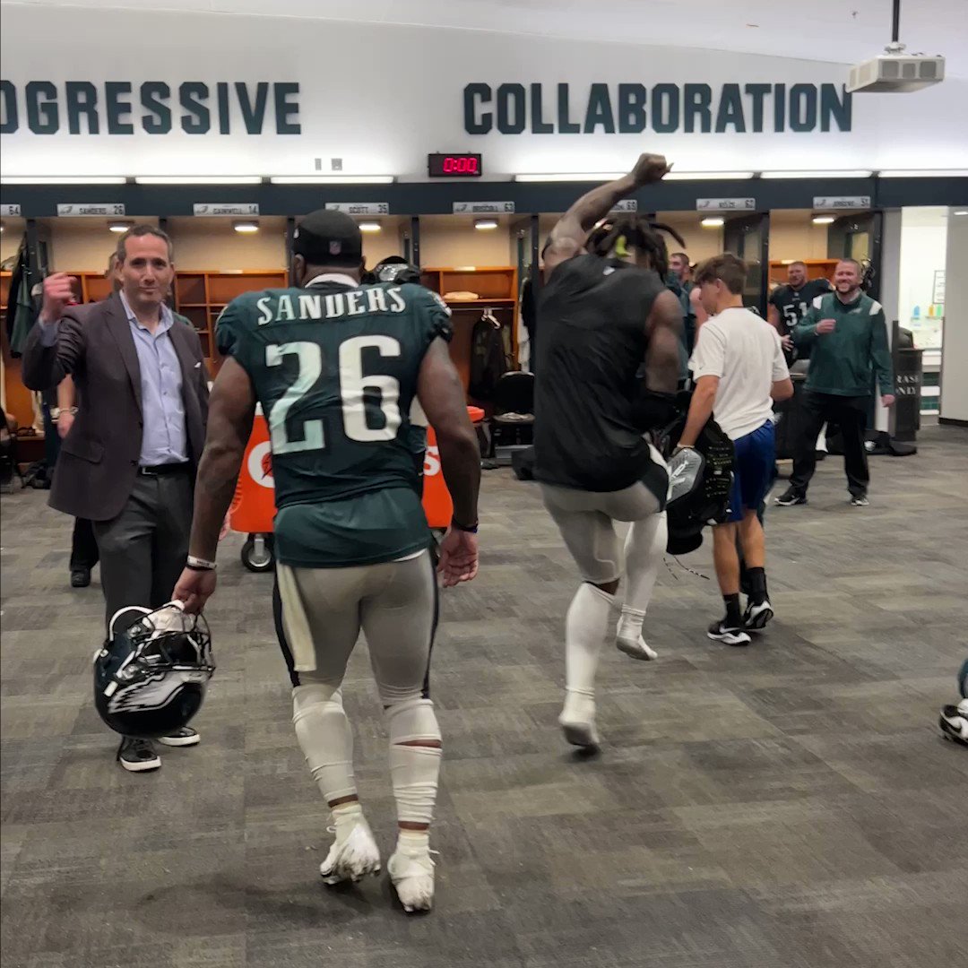 Philadelphia Eagles on Twitter: "You know the vibes. #FlyEaglesFly https://t.co/w8EIVPVzv5 ...