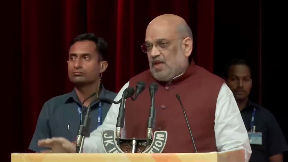 Amit Shah On Twitter पहले जम्मू कश्मीर में रोज कर्फ्यू हड़ताल होती