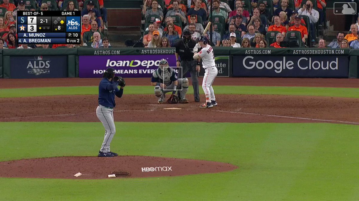 FOX Sports: MLB on Twitter: "BOOM. Alex Bregman makes it a 2-run game 🚀 (via @mlb)"