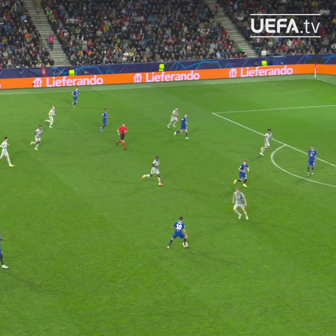 UEFA Champions League on Twitter: "A moment of magic 🪄 @kaihavertz29 || @ChelseaFC || #UCL"