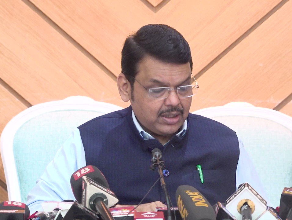 Devendra Fadnavis on Twitter: "Sharing 'Tata-Airbus' steps chronology, the real story and our ...