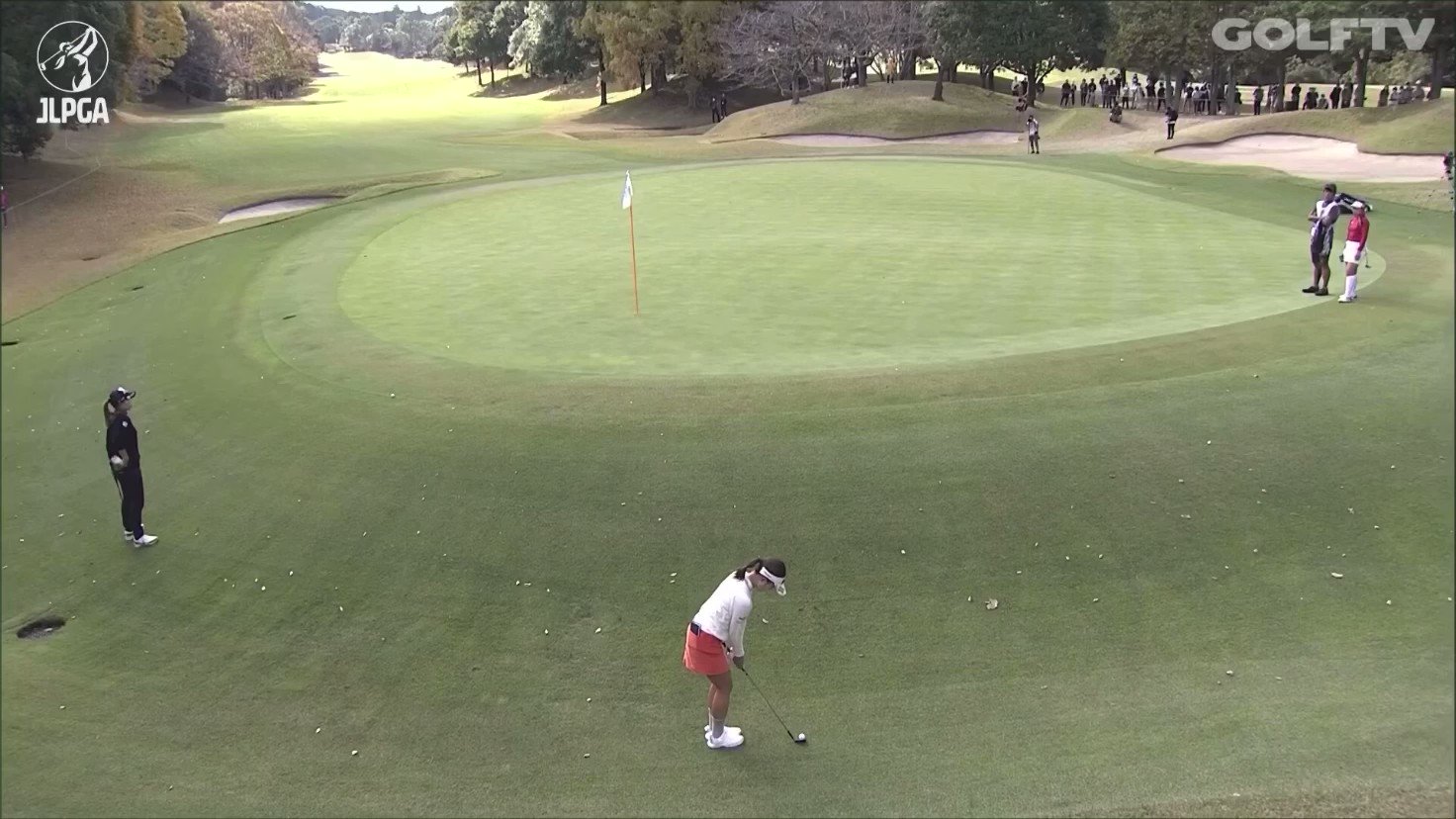 日本女子プロゴルフ協会(JLPGA) on Twitter: "#伊藤園レディス🏆｜#Round3 ツアー初優勝を狙う #岸部桃子、3番の第3打を厳しい位置につけるも絶妙なアプローチを見せパー ...