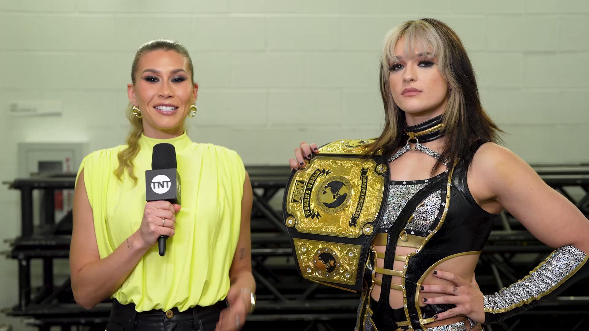 All Elite Wrestling on Twitter: ""Now EVERYBODY gives a damn about Jamie Hayter" @LexyNair ...