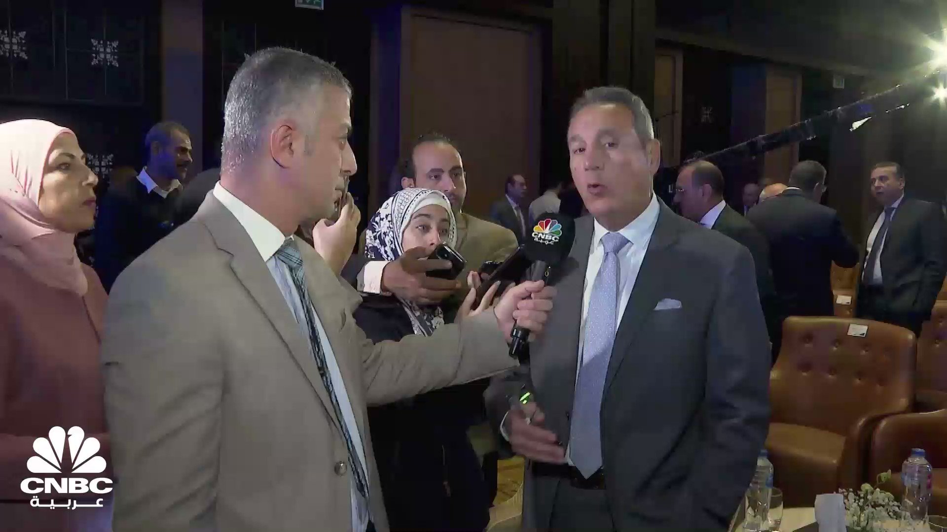 قناة CNBC عربية | رئيس مجلس إدارة #بنك_مصر ل CNBC عربية: 90 مليار $ حصيلة #مصر سنوياً من #النقد ...