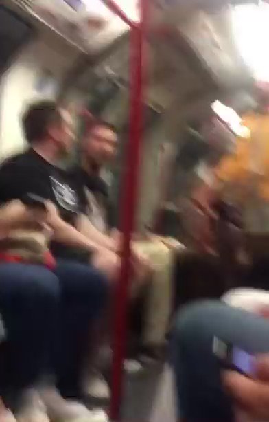 بريطانيا بالعربي🇬🇧 Theukar Twitter