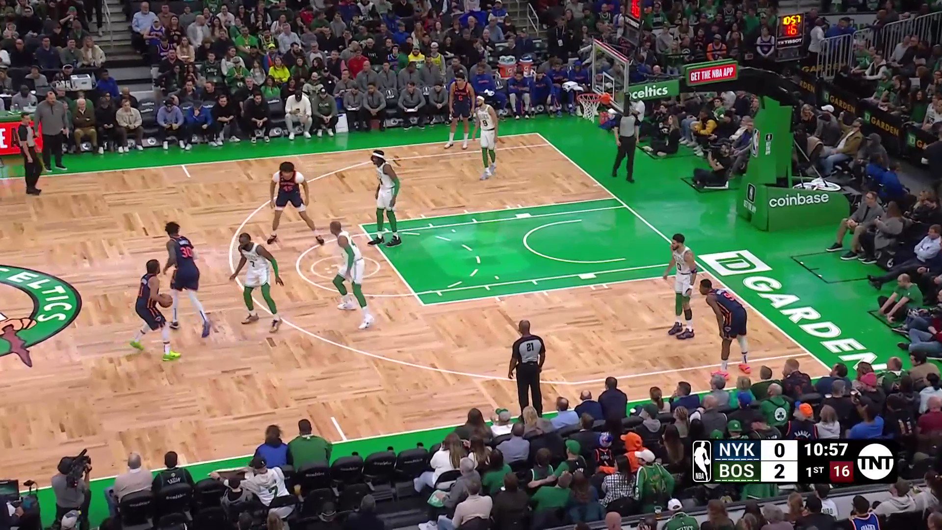 NBA on Twitter: "37 PTS 9 REB 5 3PM Julius Randle powered the @nyknicks to the #NBARivalsWeek ...