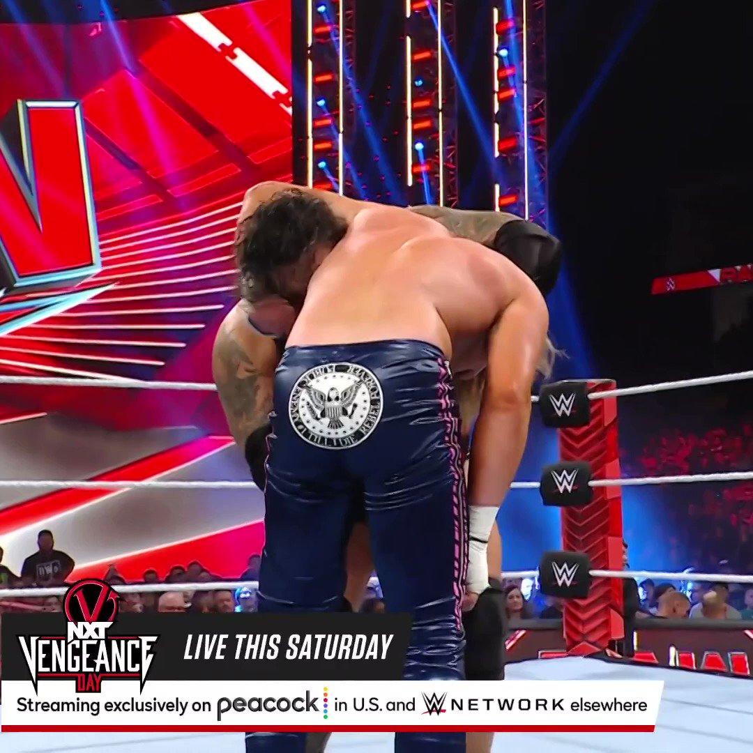 WWE on Twitter: WWE on Twitter: