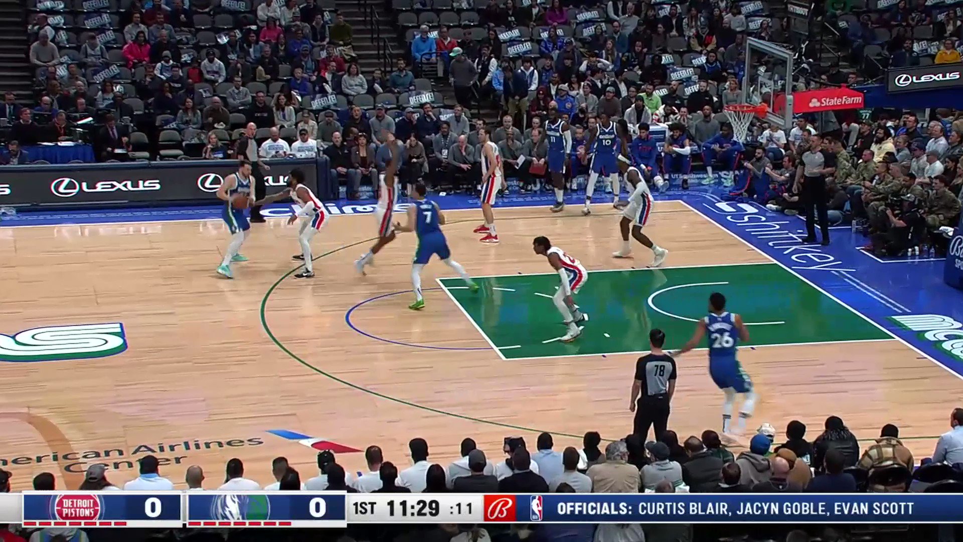 NBA on Twitter: "53 points 8 rebounds 5 assists 5 threes 71% FG Luka went OFF to lead Dallas to ...