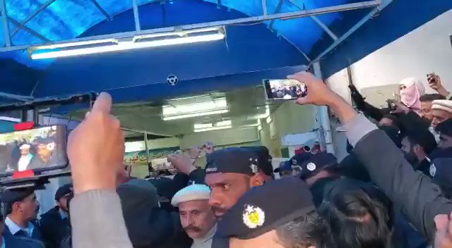 Ihtisham Ul Haq on Twitter: "Sheikh’s swag 🚬 https://t.co/OrlTJikwPt" / Twitter