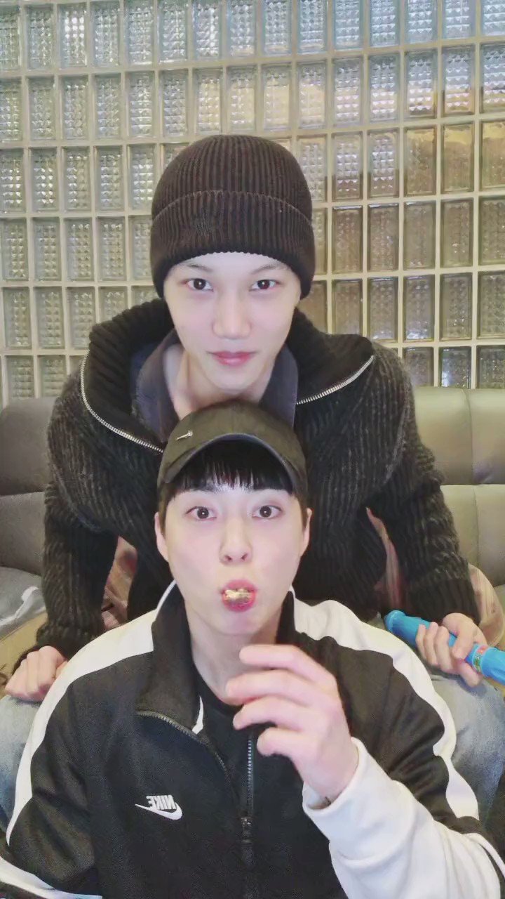 'KNOCK KNOCK!' on Twitter: "KAI XIUMIN @weareoneEXO https://t.co/fmDoDBMSPk" / Twitter