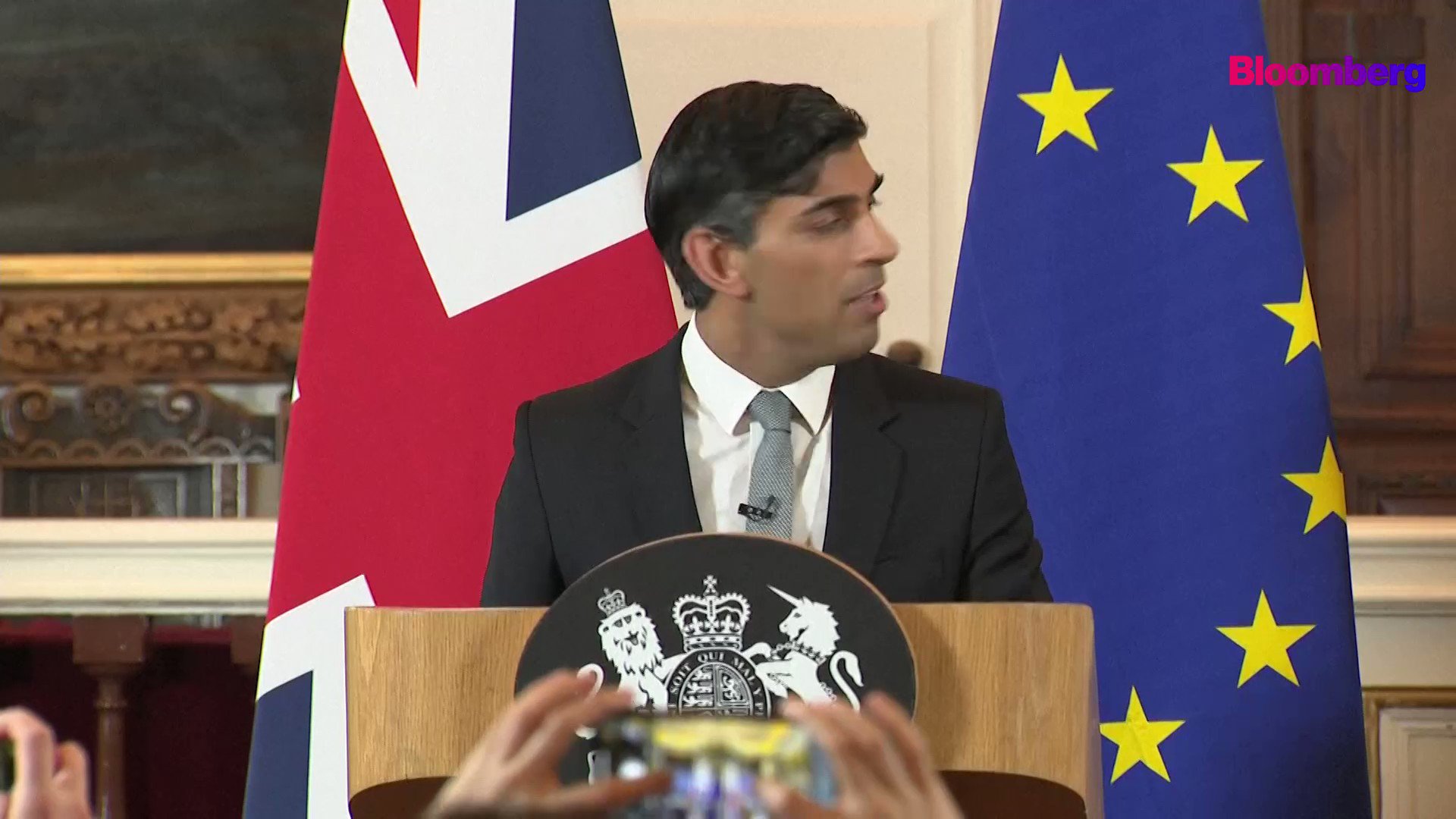 Bloomberg UK on Twitter: "BREAKING: Prime Minister Rishi Sunak announces the "Windsor Framework ...