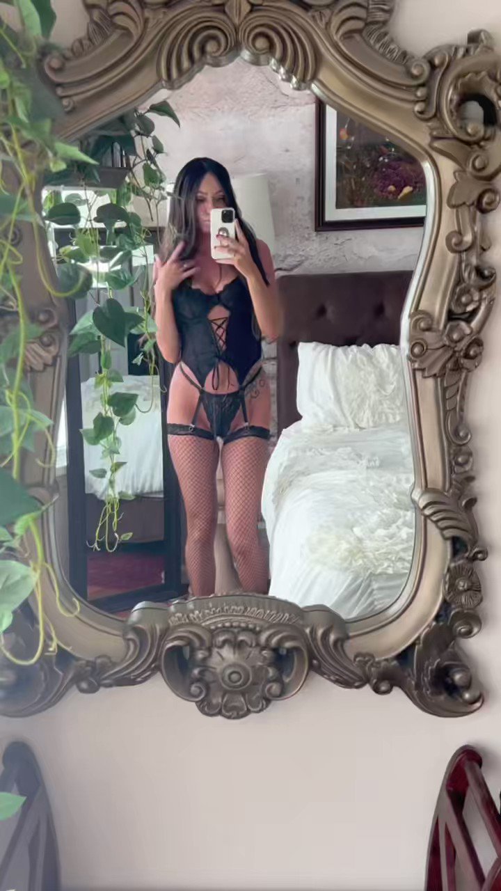 Casey Mae on Twitter: "https://t.co/41Cs5BBd4i 💜" / Twitter