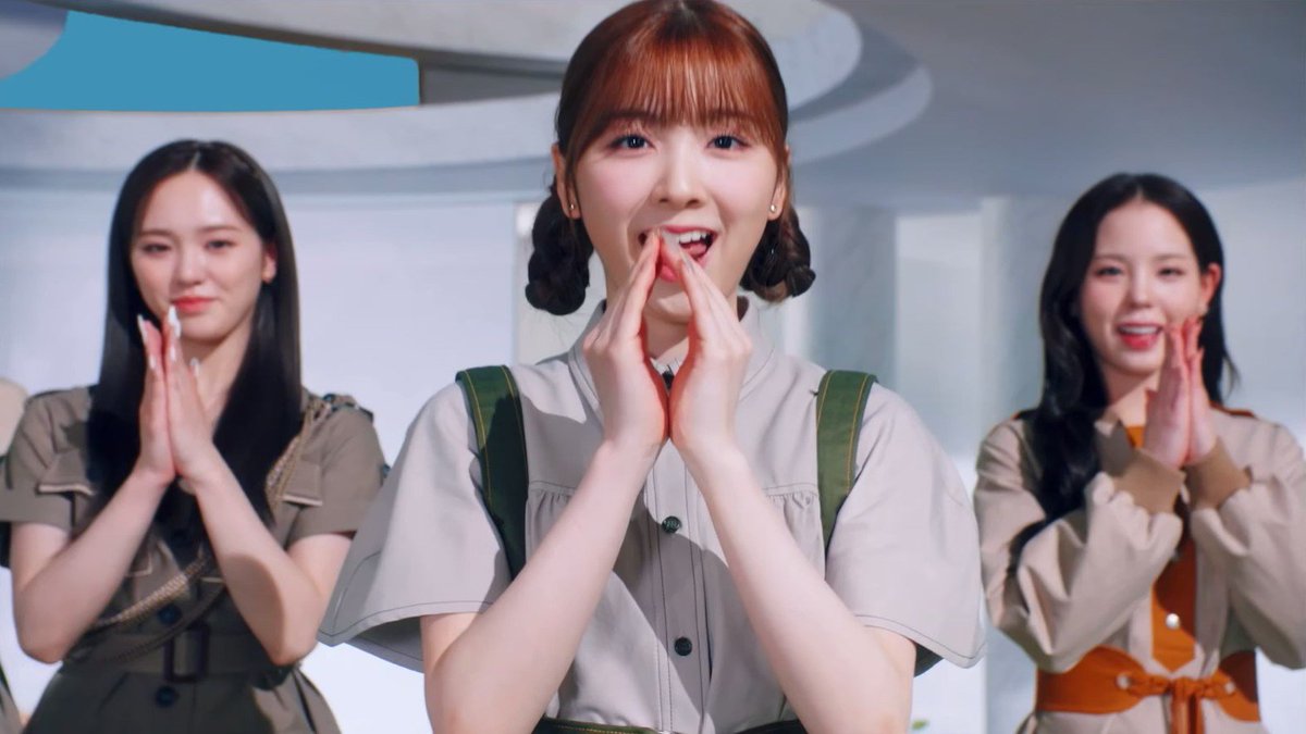 NiziU JP Fanbase on Twitter: "NiziU(니쥬) 5th Single「Paradise」M/V サビの中の〈I Love you so much〉に合わせて ...