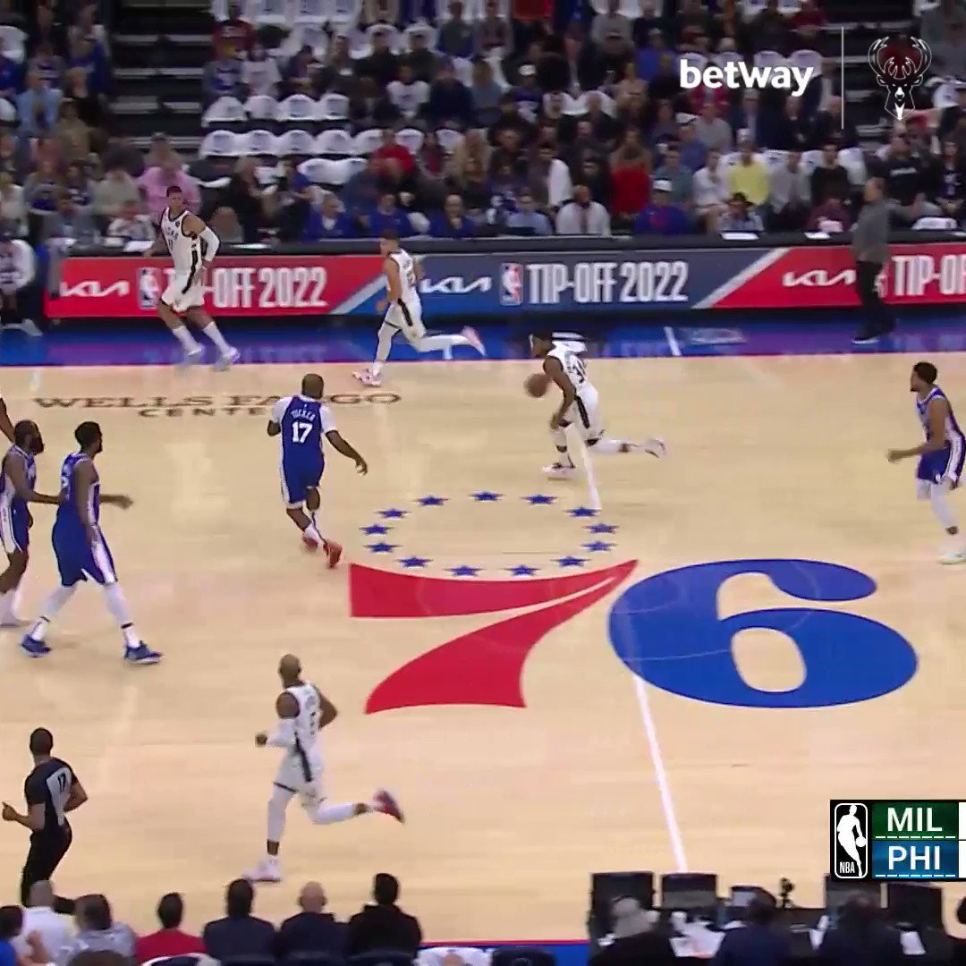 Milwaukee Bucks on Twitter: "Wes hit the go-ahead three-pointer with 28.3 seconds left & Giannis ...