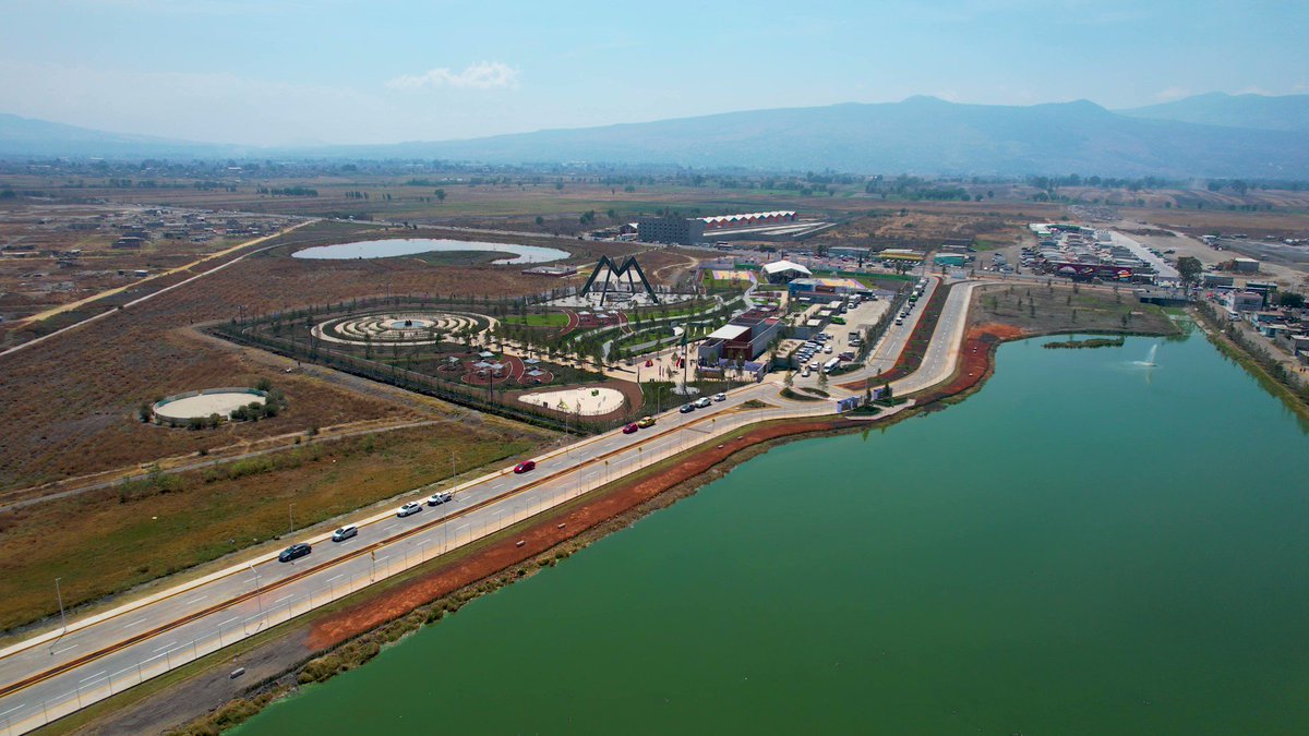 Alfredo Del Mazo on Twitter: "Seguimos recuperando espacios para las familias mexiquenses. Este ...