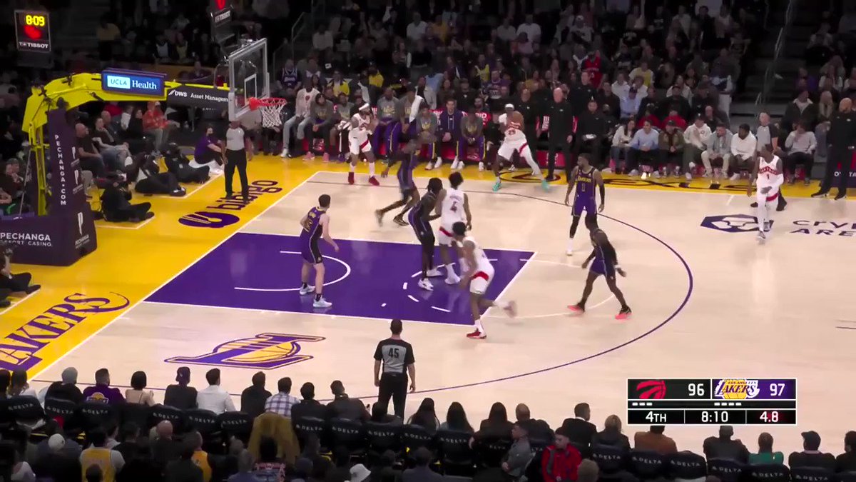 NBA Philippines on Twitter: "DLo with a perfect 4Q performance! 🎯 Q4: 16 PTS, 5/5 FG, 4/4 3PM ...