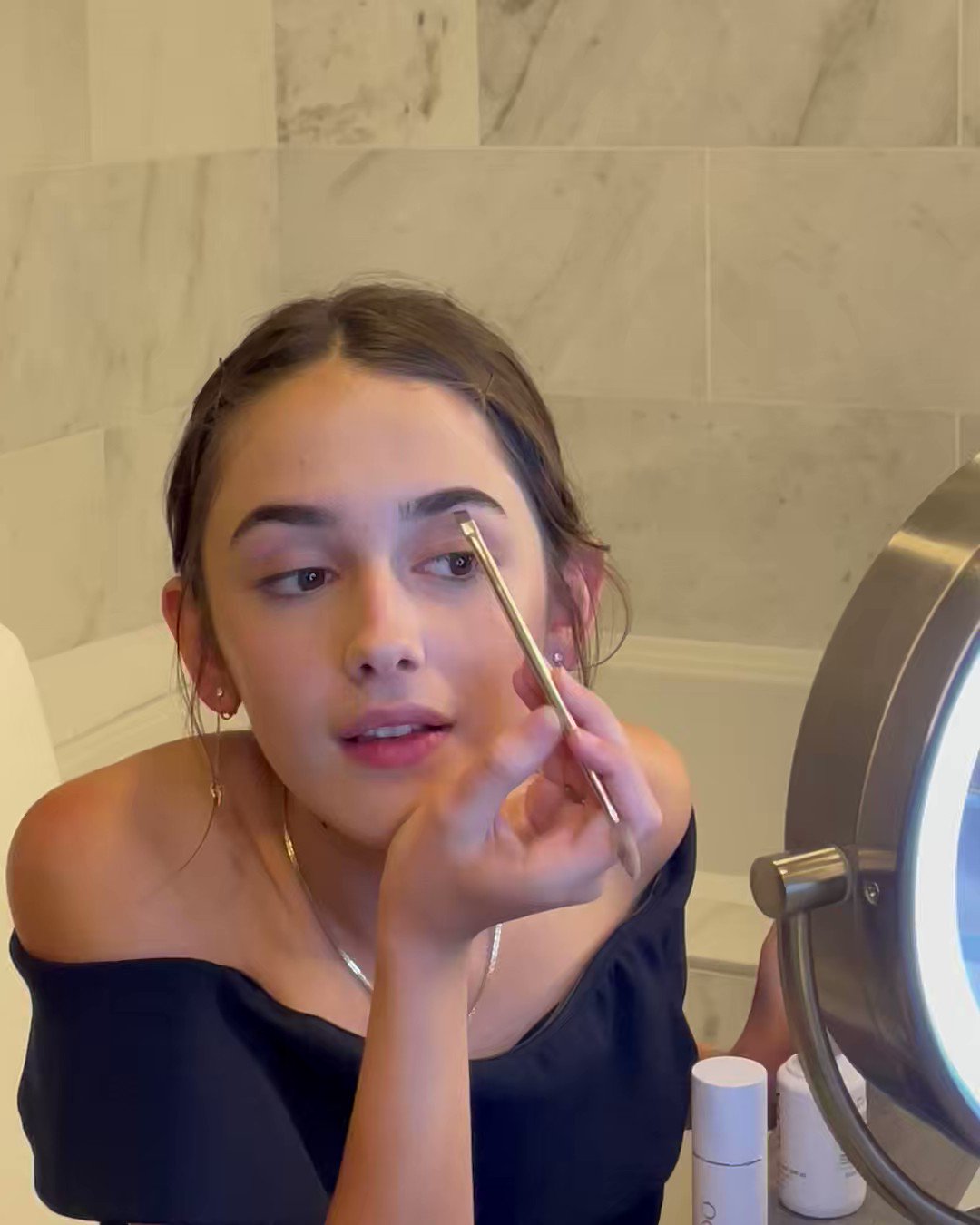 Instagram On Twitter Heres 10things With The Fabelmans” Actress Juliabutters Ahead Of The