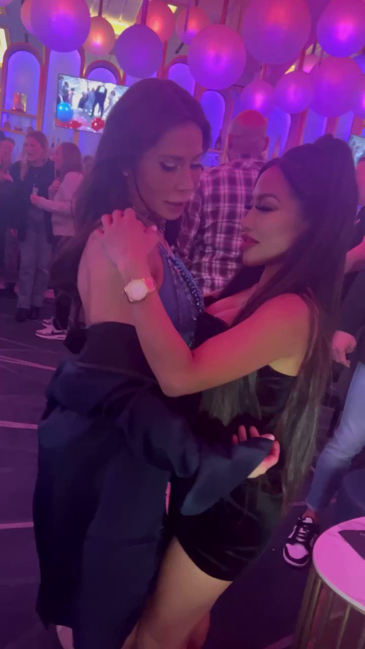Cj Miles On Twitter Retweet If You Wanna See Us Together For Sexy 😻