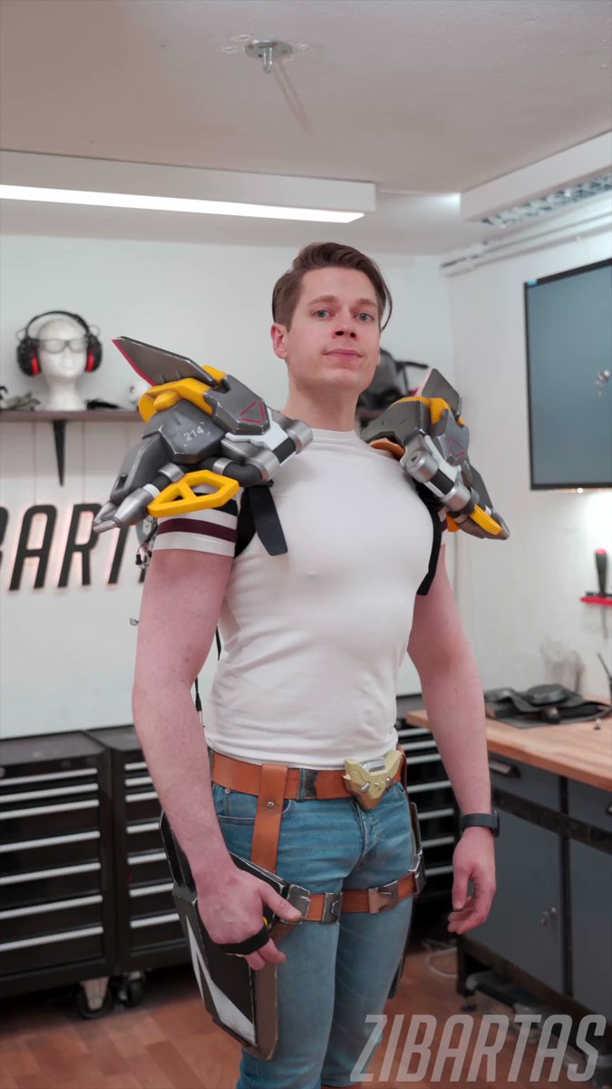 Pharah Best Girl On Twitter Rt Zibartas Shoulder Armor Done ๐๐คฏ