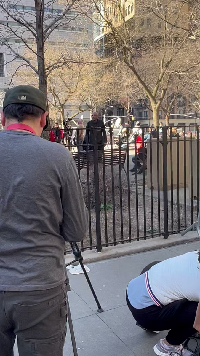 Brennan Stultz On Twitter Heres The Scene At The Manhattan Das