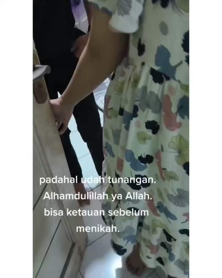 Kegoblogan.Unfaedah on Twitter: "Sebuah video yang yang dinarasikan pria yang pergoki ...
