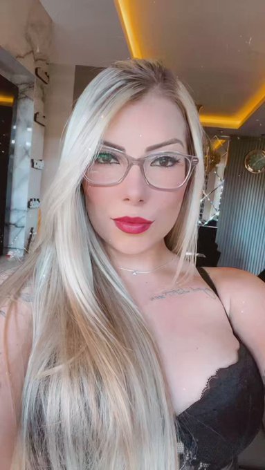 Tw Pornstars ππ¨π’π«π π
πππ Videos From Twitter Page 2