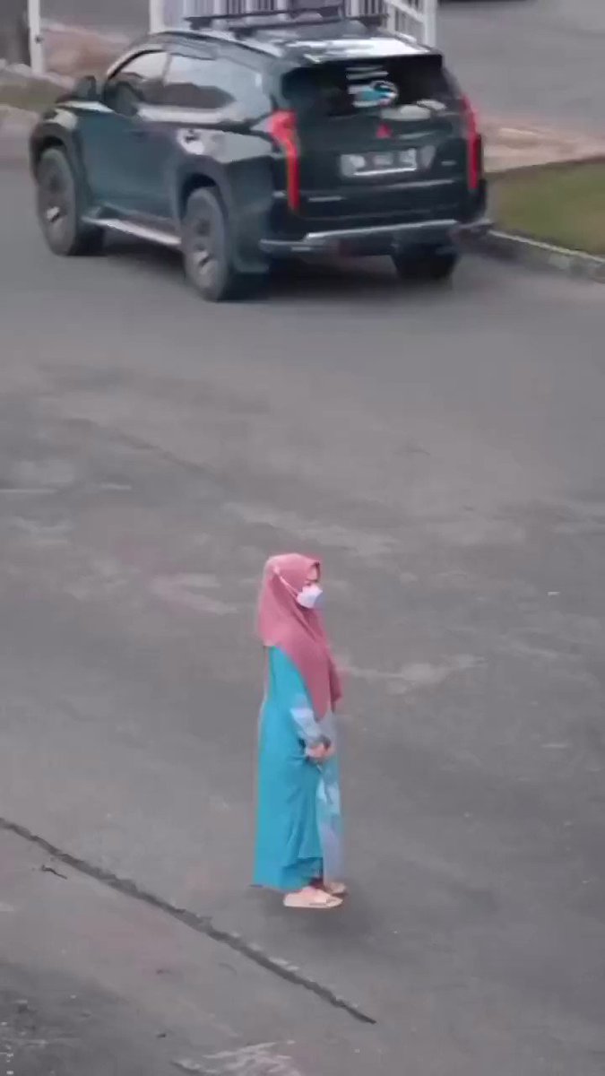 Khairyl Afandi On Twitter Rt Abudialsagoff Women Treating Men Vs Men Treating Women In