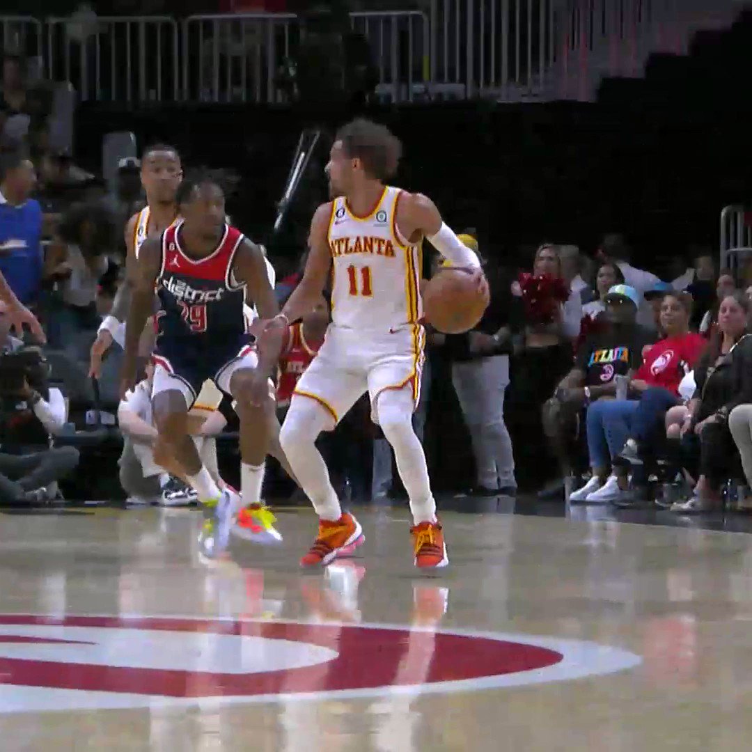 NBA on Twitter: "Trae Young... DIME. #8 in East Hawks up 7 at the half on the NBA App."