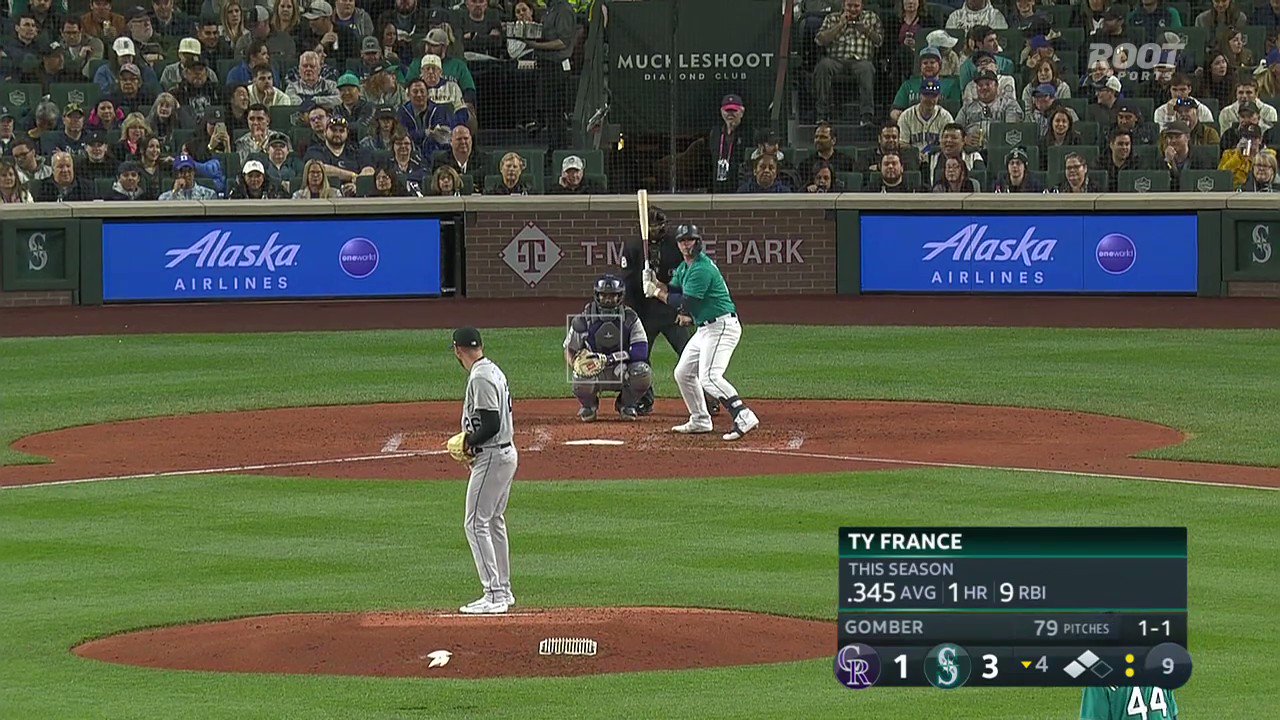 Rockies at Mariners / Twitter