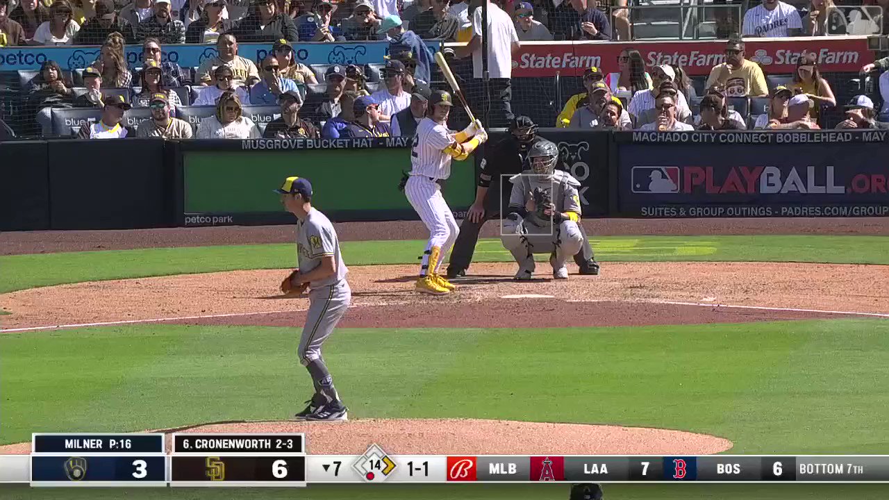 Brewers at Padres / Twitter