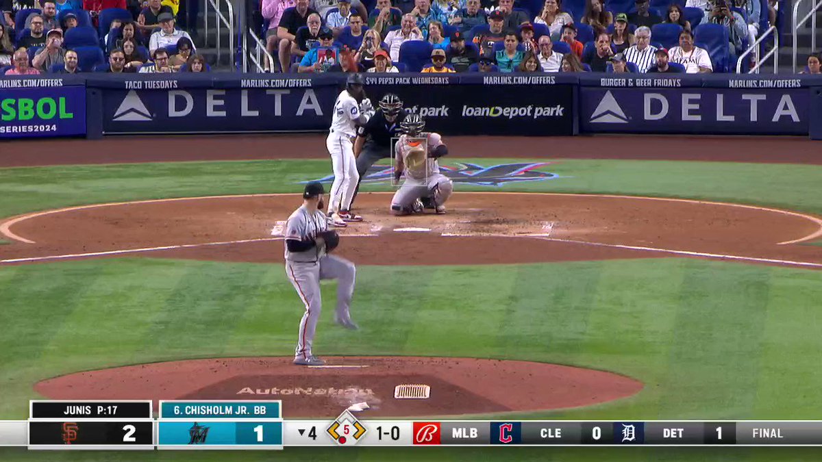 MLB on Twitter: "A double decker dinger for Jazz.😳"