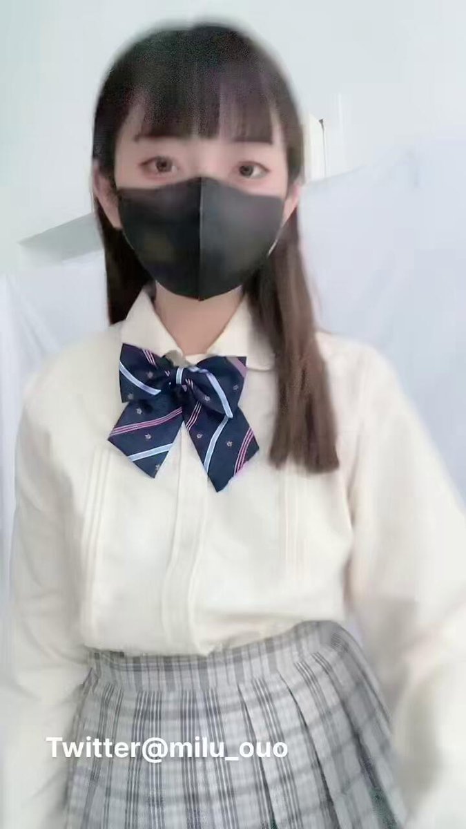 Milu ฅ ｜ʚ咪露ɞ｜未滿🔞禁止觀看 on Twitter: "看清楚 看清楚 baby我會出現在大螢幕～😎"