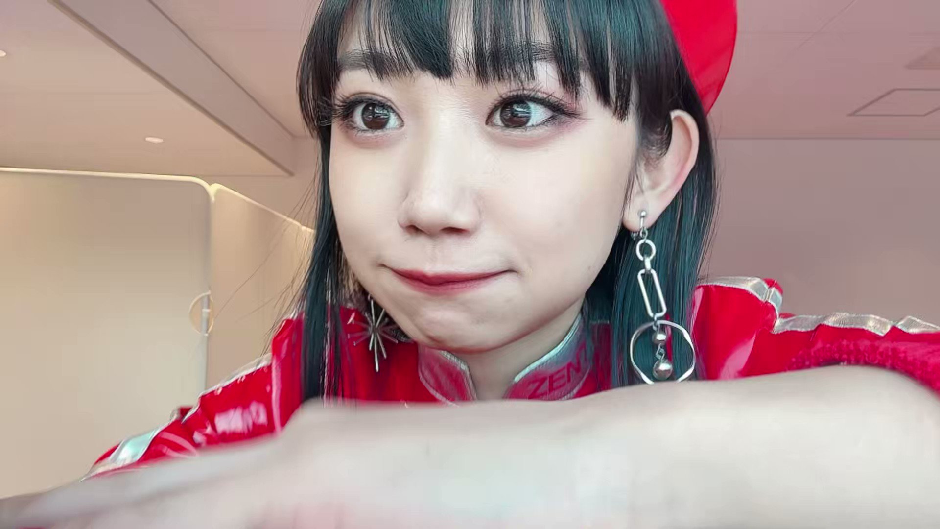 相沢菜々子 / Nanako Aizawa on Twitter: "おはようございます！ 今日は #みどりの日 ／ #SUPERGT Rd.2 富士 決勝日！ \ TGR TEAM ZENT ...