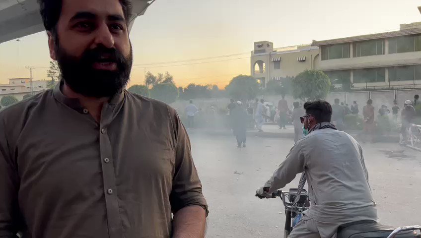 Aditya Raj Kaul on Twitter: "#BREAKING: Pakistan Spy Agency ISI HQs under attack by violent ...