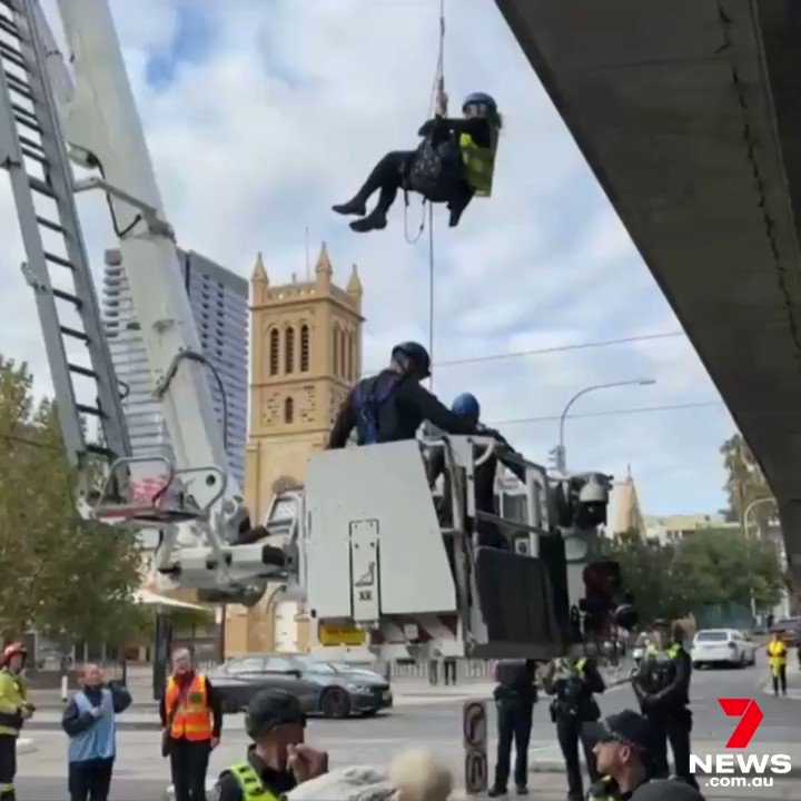 7NEWS Adelaide on Twitter: "DEVELOPING: Peak-hour traffic into Adelaide's CBD was brought to a ...