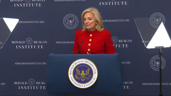 I Meme Therefore I Am 🇺🇸 on Twitter: "Fake doctor is pathetic. Jill Biden: "I've found that the ...