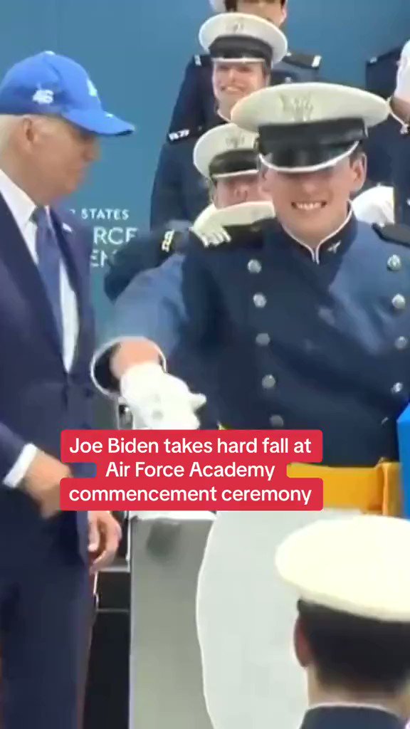 New York Post on Twitter: "Joe Biden takes hard fall at Air Force Academy commencement ceremony ...