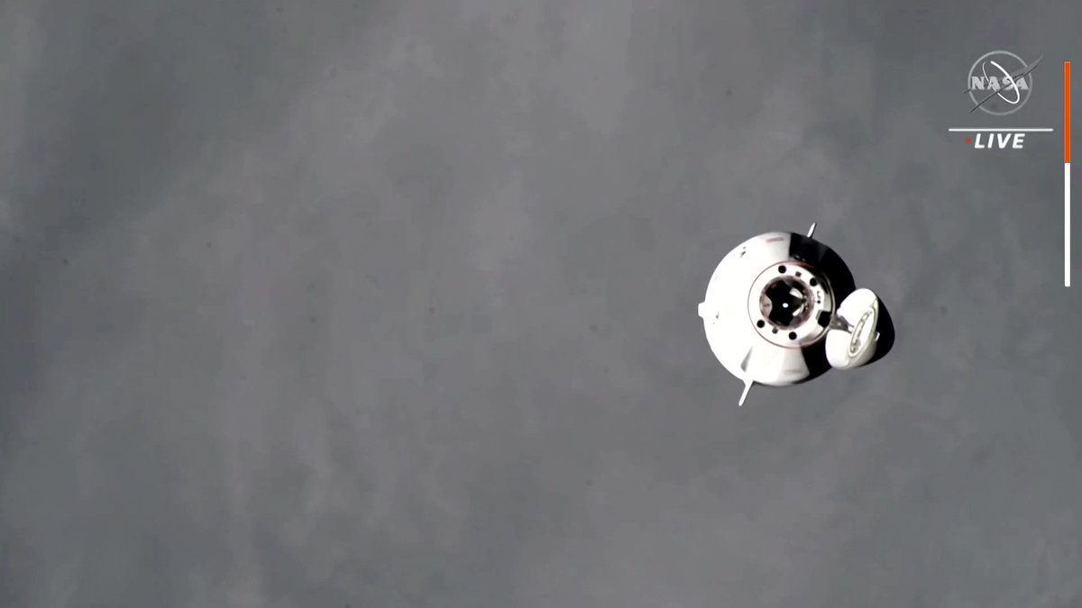 Marklosmiths5 On Twitter Rt Reuters A Spacex Dragon Cargo Capsule