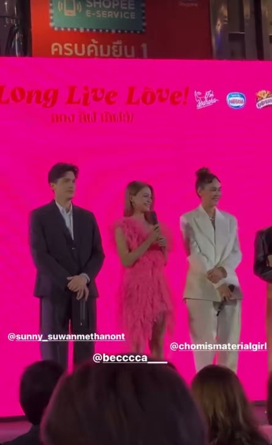 FreenBeckyUSA 🇺🇸 on Twitter: "Our bb Bec at her first movie conference + P’Seoul at Becky’s ...